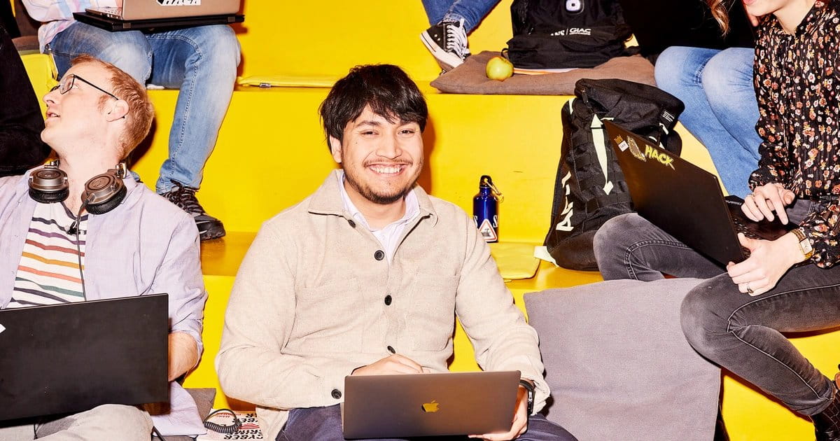 Edwin on his graduate internship at Enexis - werkenbijenexis.nl ...