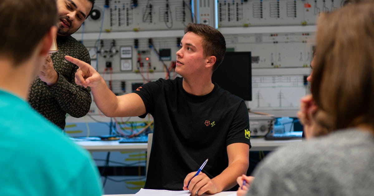 Werken bij Enexis | Opleidingen en Stages | Duaaltraject HBO Elektrotechniek | Werkenbij Enexis